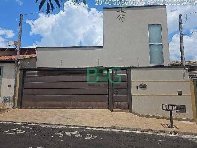 Casa em Centro, Monte Aprazível/SP de 192m² 3 quartos à venda por R$ 347.017,63