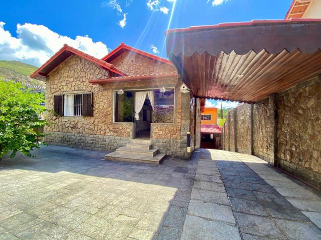 Casa em Centro, Petrópolis/RJ de 310m² 6 quartos à venda por R$ 1.149.000,00