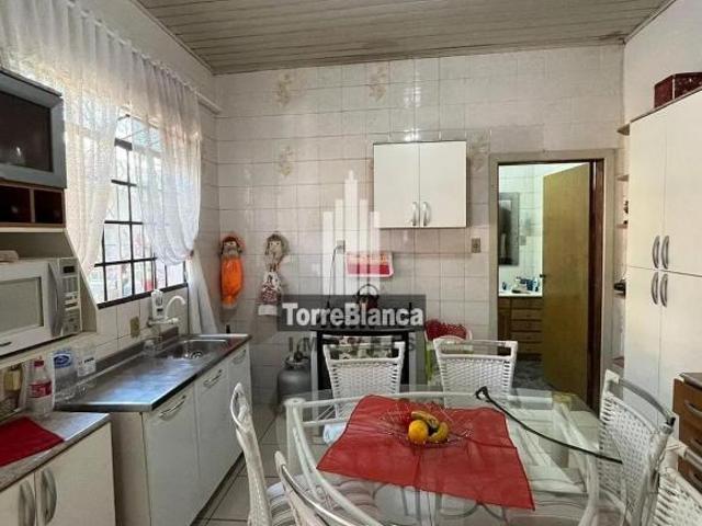 Casa em Centro, Ponta Grossa/PR de 115m² 4 quartos à venda por R$ 650.000,00