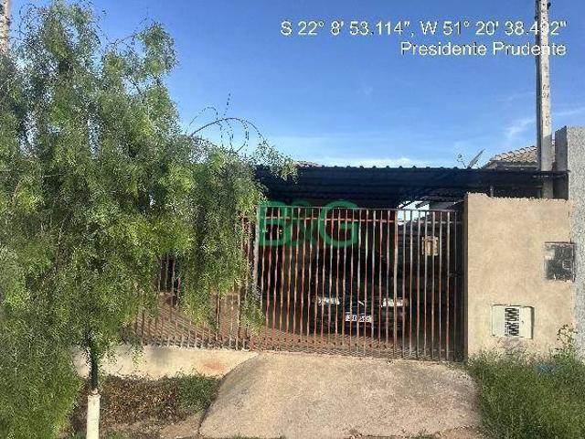 Casa em Centro, Presidente Prudente/SP de 45m² 2 quartos à venda por R$ 110.816,50