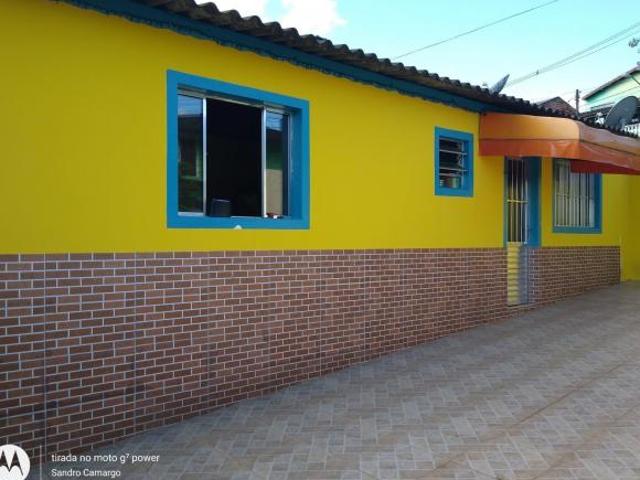Casa em centro São Lourenço da Serra