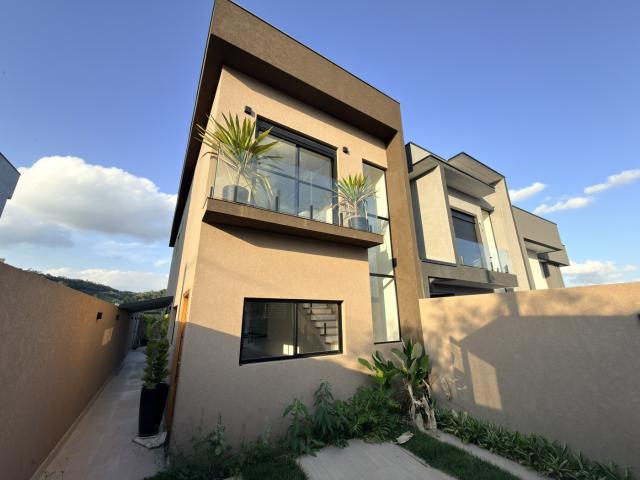 Casa em Centro, Santana de Parnaíba/SP de 235m² 3 quartos à venda por R$ 1.249.000,00