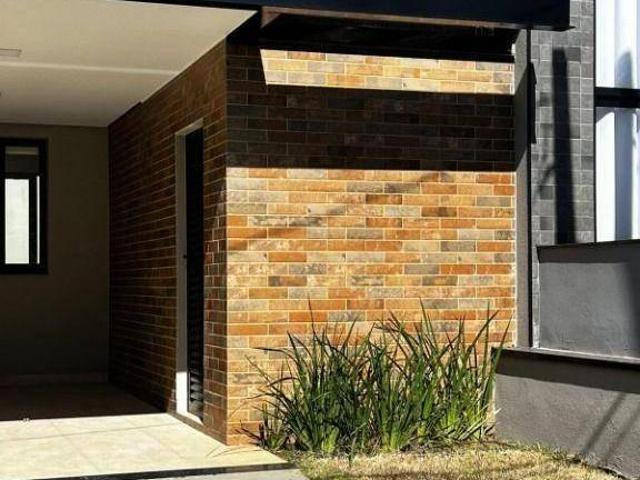 Casa em Centro, Salto/SP de 122m² 2 quartos à venda por R$ 950.000,00