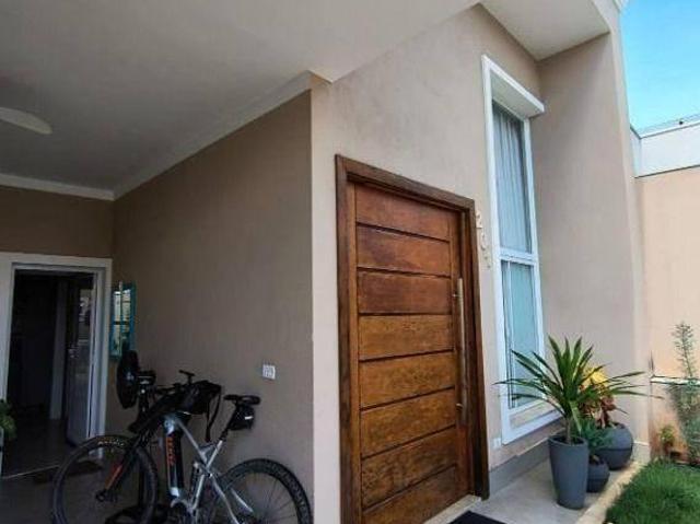 Casa em Centro, Salto/SP de 125m² 3 quartos à venda por R$ 980.000,00