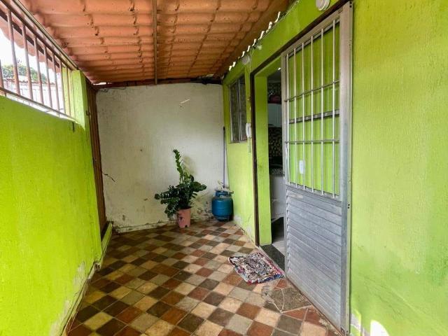 Casa em Céu Azul, Belo Horizonte/MG de 80m² 2 quartos à venda por R$ 149.000,00
