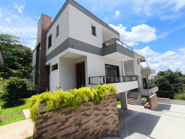 Casa em Chácara do Refúgio, Carapicuíba/SP de 326m² 3 quartos à venda por R$ 1.649.000,00
