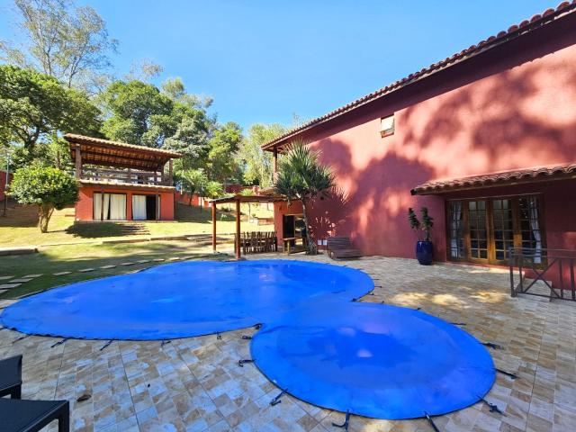 Casa em Chácara dos Lagos, Carapicuíba/SP de 450m² 4 quartos à venda por R$ 4.899.900,00