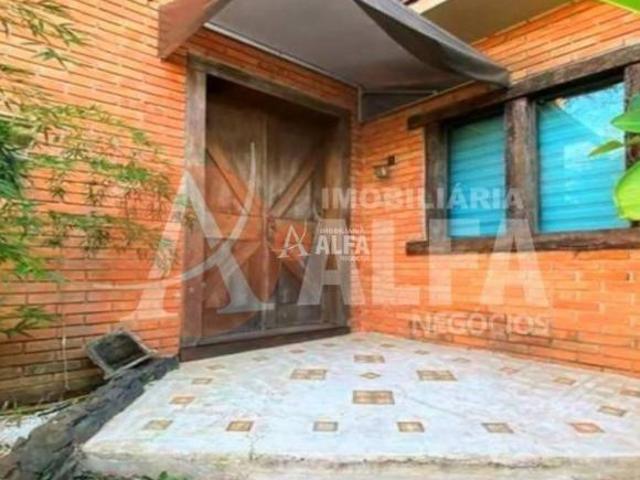Casa em Chácara de La Rocca, Carapicuíba/SP de 553m² 3 quartos à venda por R$ 1.800.000,00