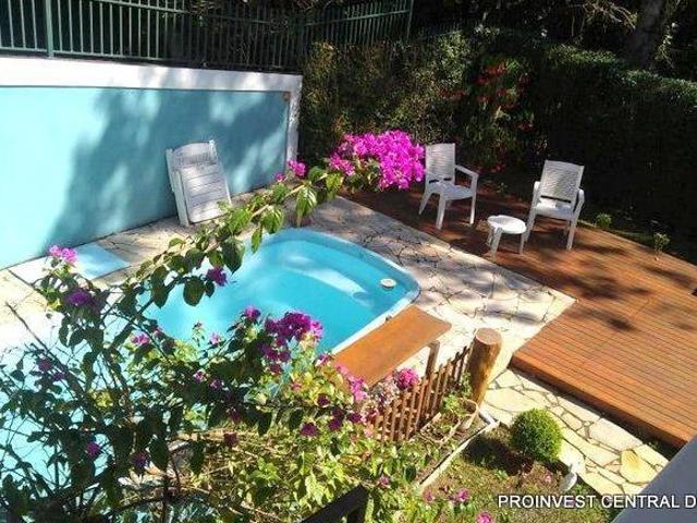 Casa em Chácara Moinho Velho, Carapicuíba/SP de 290m² 3 quartos à venda por R$ 1.890.000,00