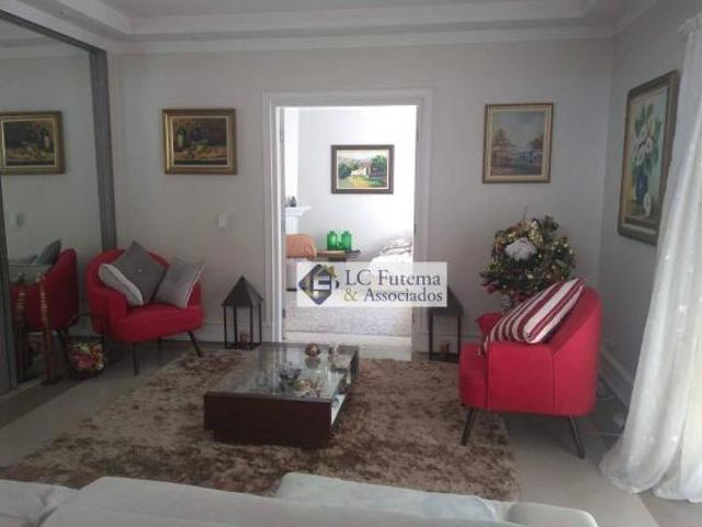 Casa em Chácara Moinho Velho, Carapicuíba/SP de 300m² 3 quartos à venda por R$ 1.890.000,00