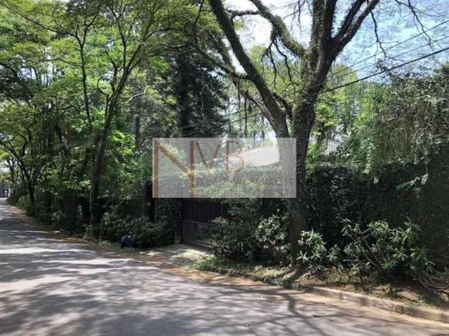 Casa em Chácara São João 3 Suítes, 698m² por R$1.600.000