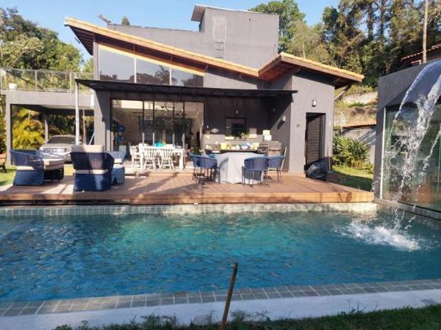 Casa em Chácara São João, Carapicuíba/SP de 335m² 3 quartos à venda por R$ 1.800.000,00