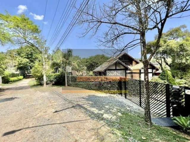 Casa em Chácara Santa Lúcia, Carapicuíba/SP de 183m² 3 quartos à venda por R$ 1.280.000,00