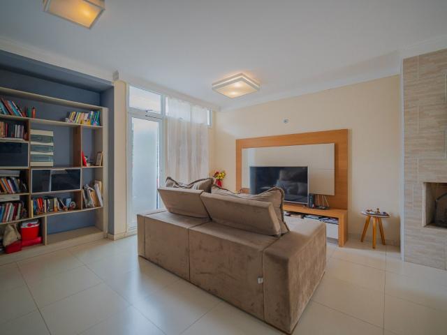 Casa em Chácara Pavoeiro, Cotia/SP de 116m² 3 quartos à venda por R$ 699.900,00