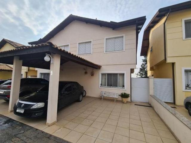 Casa em Chácara Pavoeiro, Cotia/SP de 200m² 3 quartos à venda por R$ 785.000,00