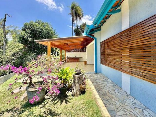 Casa em Chácara Pavoeiro, Cotia/SP de 243m² 4 quartos à venda por R$ 2.900.000,00