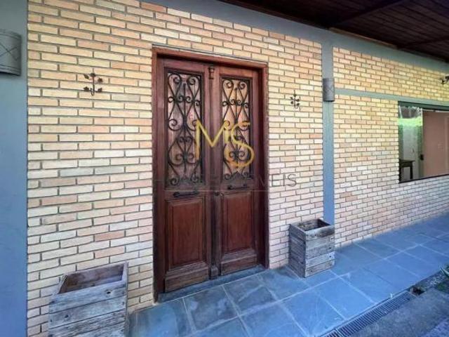Casa em Chácaras do Peroba, Jandira/SP de 382m² 5 quartos à venda por R$ 2.350.000,00