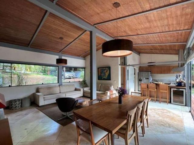 Casa em Chácaras do Peroba, Jandira/SP de 382m² 5 quartos à venda por R$ 2.350.000,00