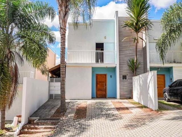 Casa em Chácaras Jardim Colibri, Embu das Artes/SP de 209m² 3 quartos à venda por R$ 819.000,00