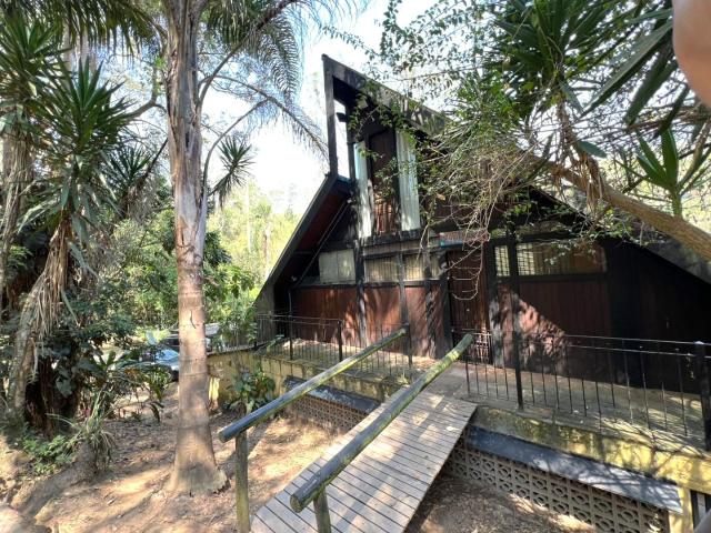 Casa em Chácaras São Cristóvão, Embu das Artes/SP de 224m² 3 quartos à venda por R$ 849.000,00