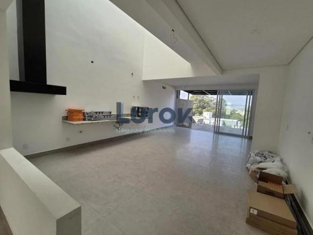 Casa em Chácaras Silvania, Valinhos/SP de 134m² 3 quartos à venda por R$ 2.201.412,00