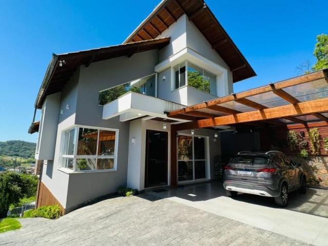 Casa em Cidade Universitária Pedra Branca, Palhoça/SC de 290m² 3 quartos à venda por R$ 1.989.900,00