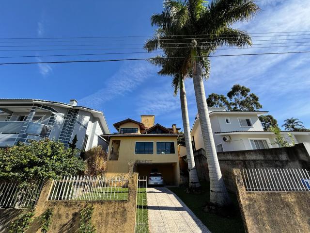 Casa em Cidade Universitária Pedra Branca, Palhoça/SC de 300m² 3 quartos à venda por R$ 1.649.000,00