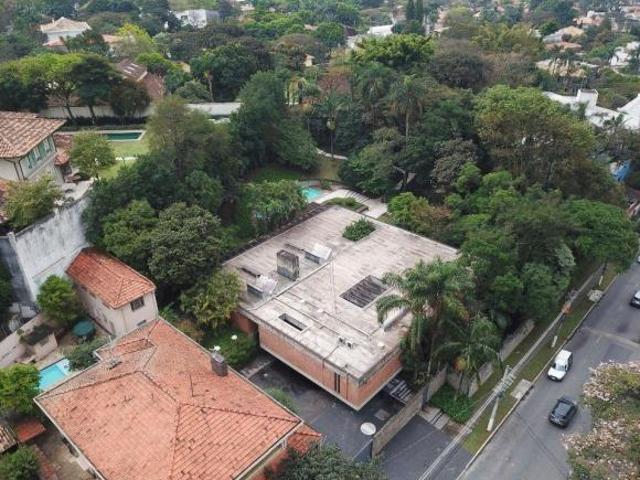 Casa em Cidade Jardim, São Paulo/SP de 976m² 6 quartos à venda por R$ 16.000.000,00