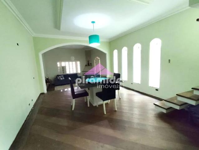 Casa em Cidade Morumbi, São José dos Campos/SP de 303m² 3 quartos à venda por R$ 649.000,00
