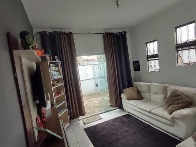 Casa em Cidade Salvador, Jacareí/SP de 0m² 3 quartos à venda por R$ 320.000,00
