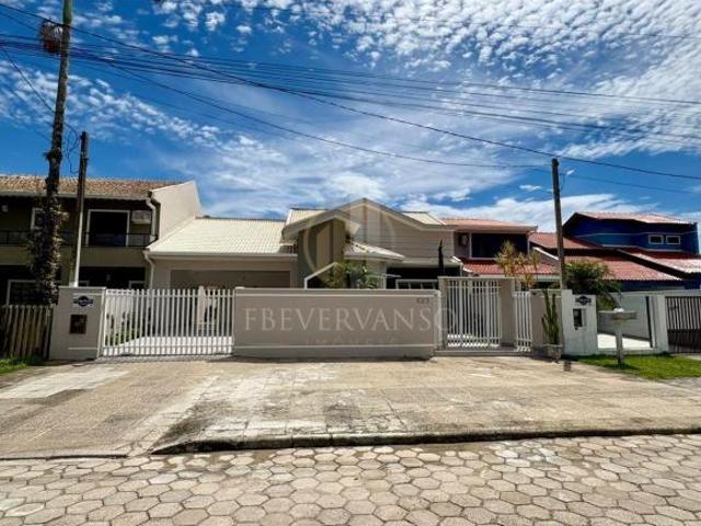 Casa em Cohapar Guaratuba