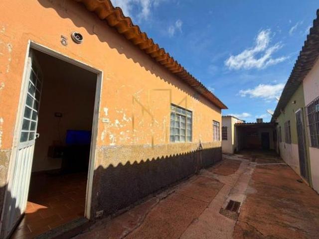 Casa em Colônia Á Venda no Bairro Martins