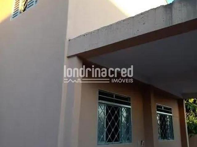 Casa em Colúmbia, Londrina/PR de 100m² 3 quartos à venda por R$ 370.000,00