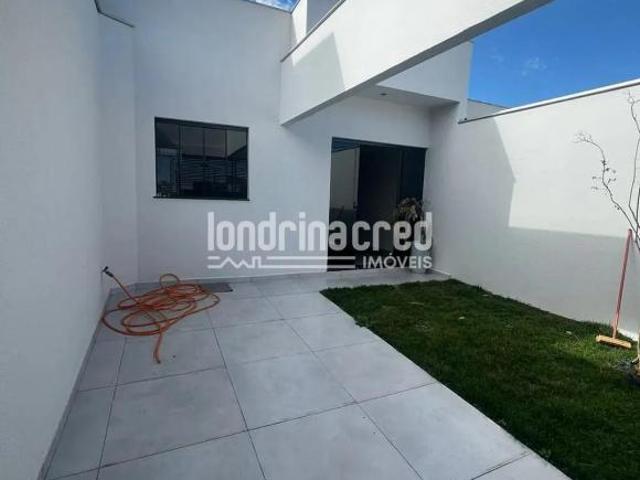 Casa em Colúmbia, Londrina/PR de 102m² 3 quartos à venda por R$ 360.000,00