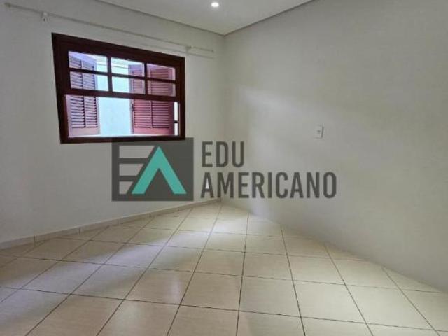Casa em conodomínio vila em Atibaia, centro