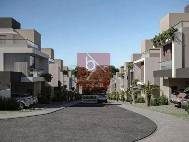 CASA EM COND. CASCATINHA 248M² 3 SUITES STA FELICIDADE R$2.000.000,00