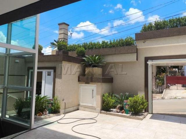 Casa em cond fechado, nunca habitada 2 dormitórios com vaga privativa