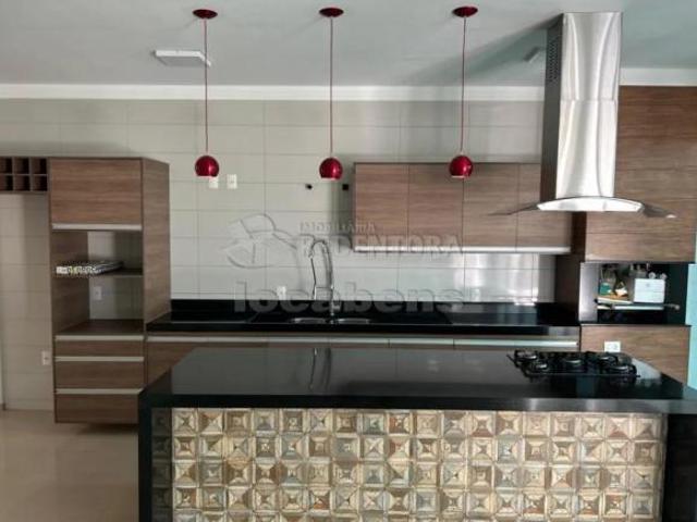 Casa em Condmínio para Venda com 03 Dormitórios no Village Damha Rio Preto III