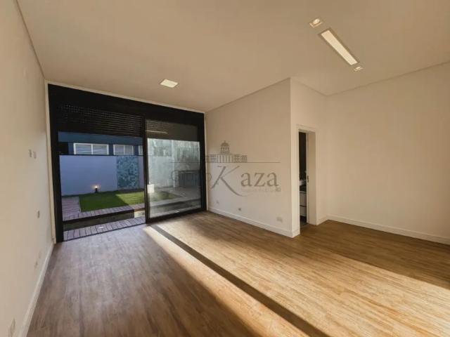 Casa em Condomínio Jardim do Golfe 1 Urbanova 4 Dormitórios 387m²