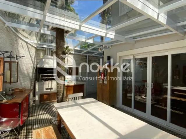 Casa em Condomínio com 243 m², à venda no Alto da Boa Vista