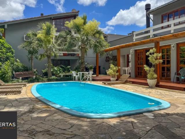 Casa em condomínio bairro Tristeza, com 185m² privativos