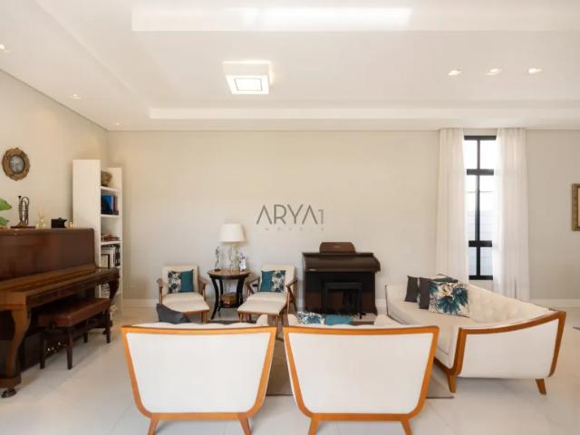 Casa em condomínio em Santa Felicidade ARYA1