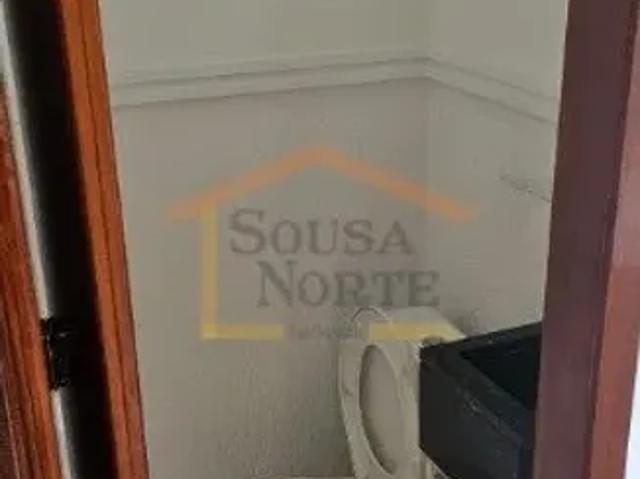 Casa em condomínio fechado, 2 dormitórios, sendo 2 suites, 2 vagas de garagem. 65m² Vila Isolina Maz