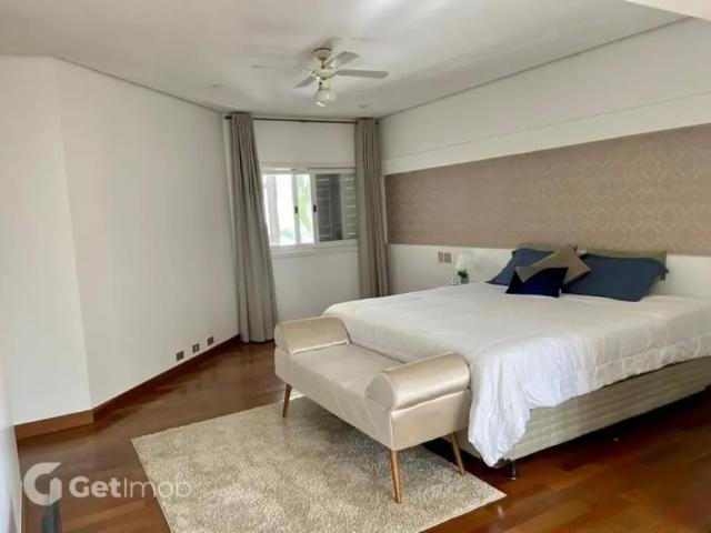 Casa em Condomínio à venda e aluguel em Tamboré
