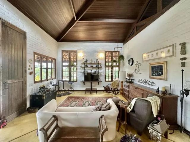 Casa em Condomínio à venda Rua Biritiba Mirim, Paisagem Renoir Cotia