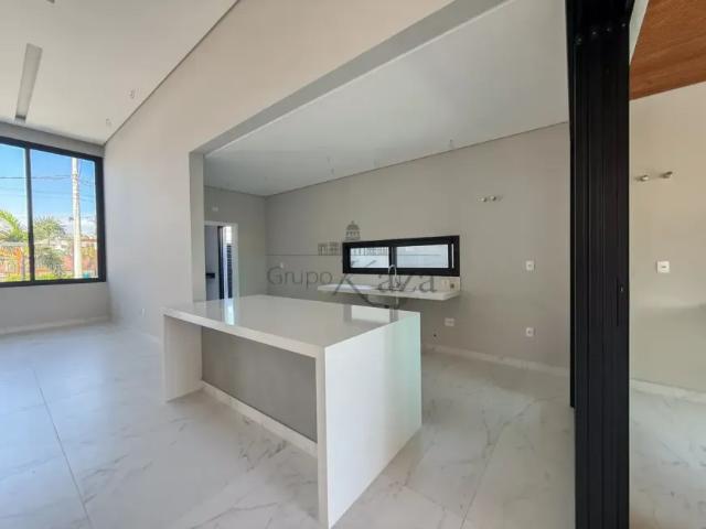 Casa em Condomínio à Venda | Vivant Urbanova I 4 Suítes • 243m² • Alto padrão