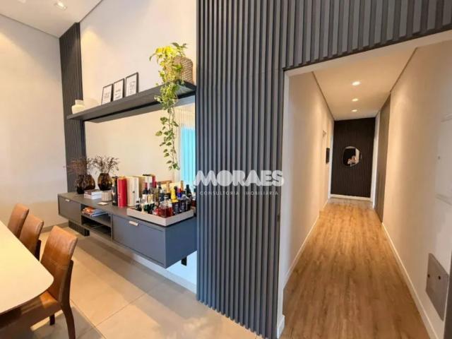 Casa em Condomínimo Fechado com 3 suítes, 4 vagas, à venda, a/c 254 m² por R$ 2.800.000 Residencia