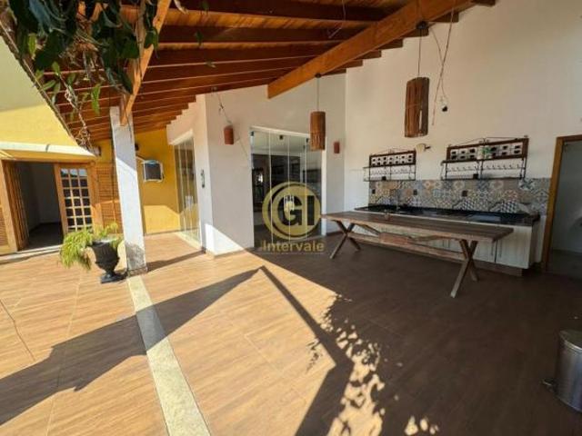 CASA EM CONDOMINIO, 3 DOMITORIOS, PISCINA MOVEIS PLANEJADOS, CONDOMINIO COMPLETO