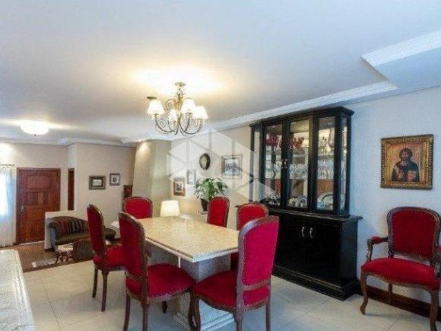 CASA EM CONDOMINIO 3 DORM,2 VAGAS COBERTAS BAIRRO JARDIM ISABEL