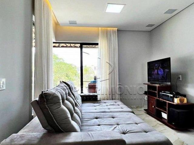 CASA EM CONDOMINIO, 3 Dormitório s Bairro Sun Lake